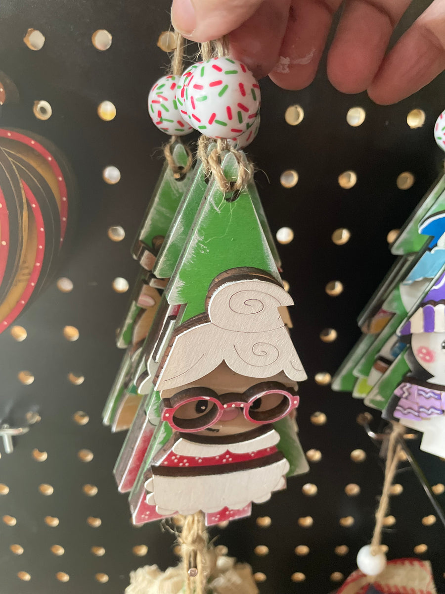 Christmas Friends Christmas Tree – CaliRae's